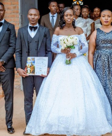 Inkuru z’urukundo – INDORERWAMO